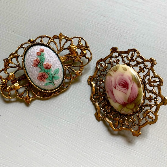 Jewelry | Pair Vintage Gold Tone Filigree Floral French Romantic ...